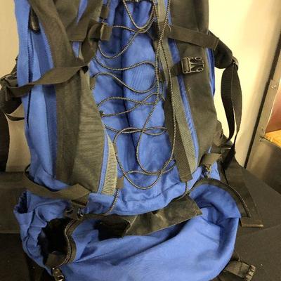Northpeak large to extra large internal frame backpack | EstateSales.org