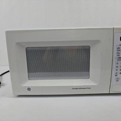 GE Turntable Microwave Oven | EstateSales.org