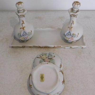 Capodimonte Ceramic Vanity Set | EstateSales.org