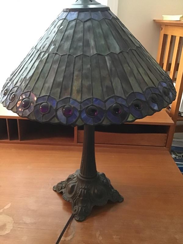 Tiffany Looking Lamp-Pick Up Only | EstateSales.org