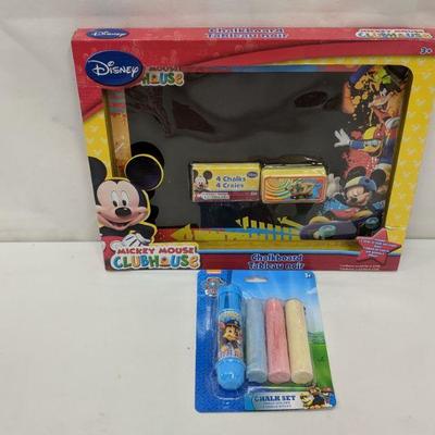 Mickey Mouse Clubhouse Chalkboard and Paw Chalk Set - New | EstateSales.org