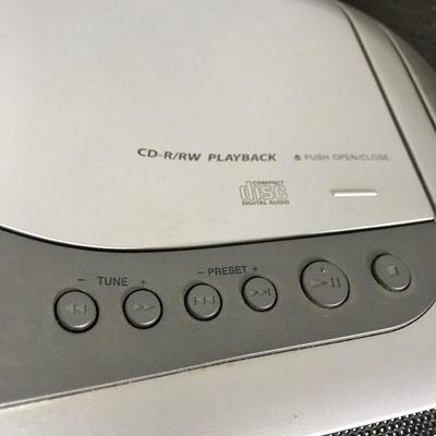 Lot 218 - Sony CFD-F10 | EstateSales.org