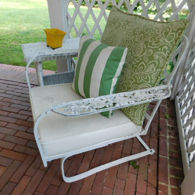 Vintage Wrought Iron Patio Chair Spring Rocker | EstateSales.org