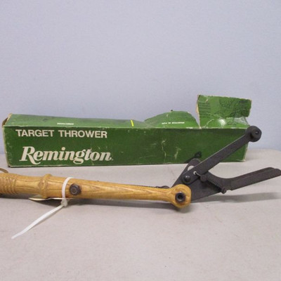Remington Target Thrower Automatic Hand Trap Clay Target Shooting ...