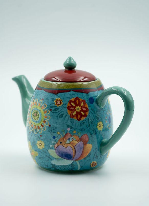 Lot 38 Sue Zipkin Tea pot | EstateSales.org