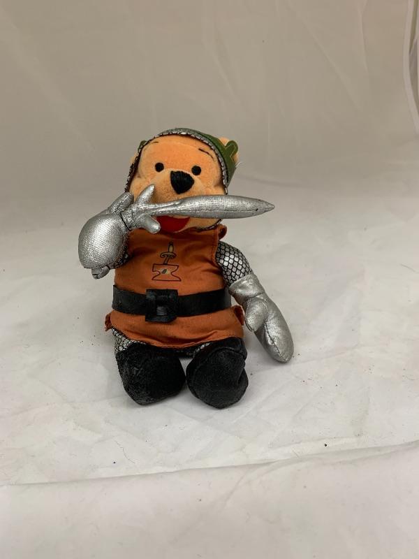 Winnie the poo Knight | EstateSales.org