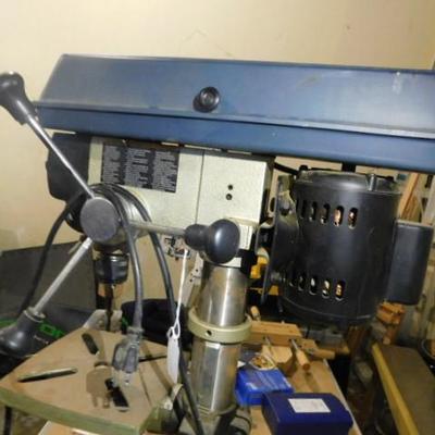 Ryobi DP101 Bench Top 10" 120V Drill Press | EstateSales.org