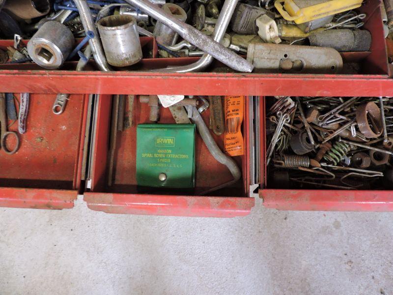 Vintage Yorktown Toolbox and Tools | EstateSales.org