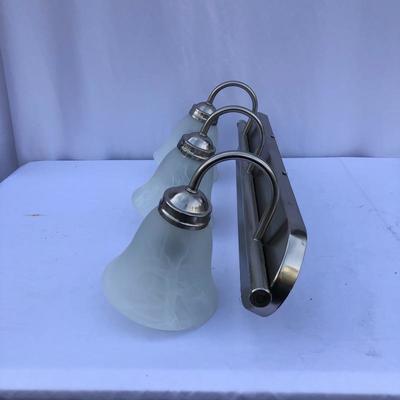 Lot 232- Light Fixtures | EstateSales.org