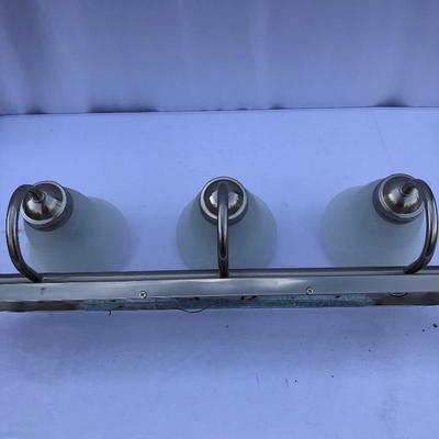 Lot 232- Light Fixtures | EstateSales.org