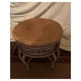 Estate of Betty Pruitt Thomas | EstateSales.org