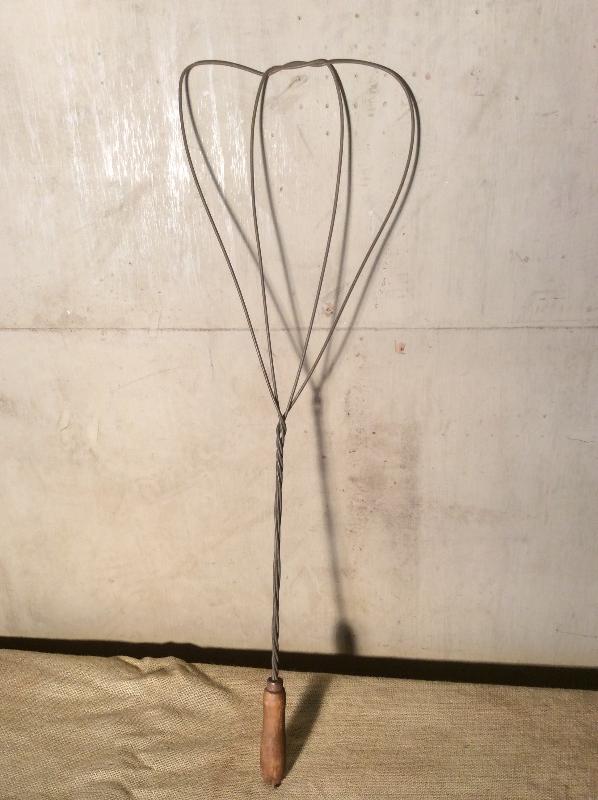 Antique Rug Beater | EstateSales.org