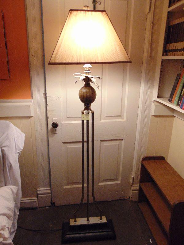 747 Floor Lamp | EstateSales.org