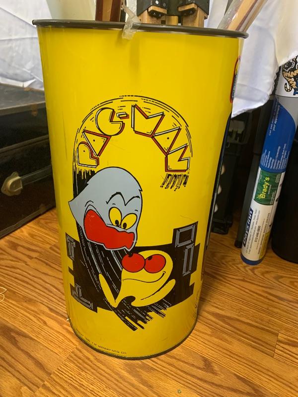 1980 midway Pac-Man trash can | EstateSales.org