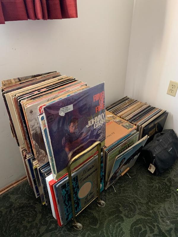 LP vinyl lot | EstateSales.org