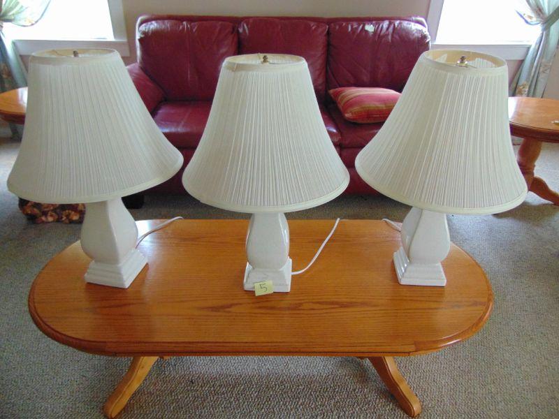 5 Lamps | EstateSales.org