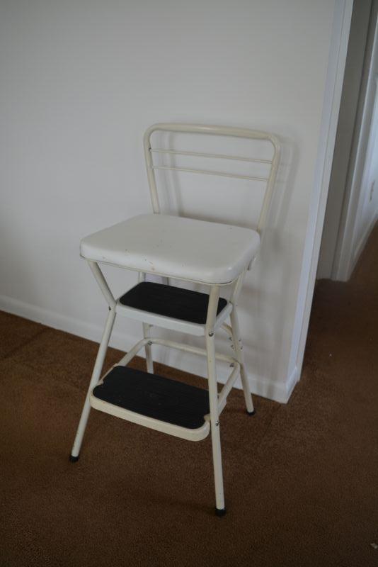 Cosco Vintage Seat/Step Stool | EstateSales.org