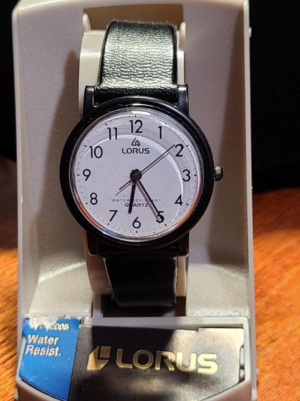 LORUS WATCH | EstateSales.org