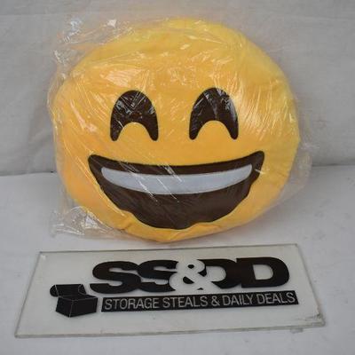 Smiley Face Emoji Pillow - New | EstateSales.org