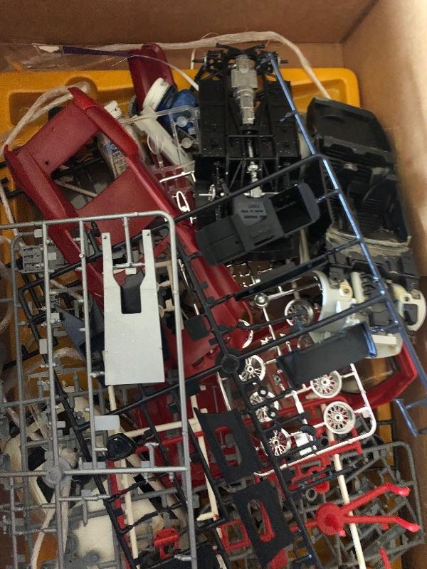 Lot of Assorted Model Car Parts | EstateSales.org