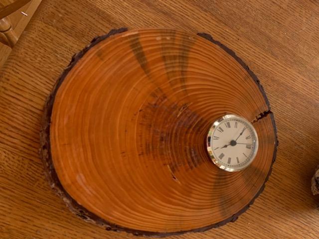 log slab with clock | EstateSales.org
