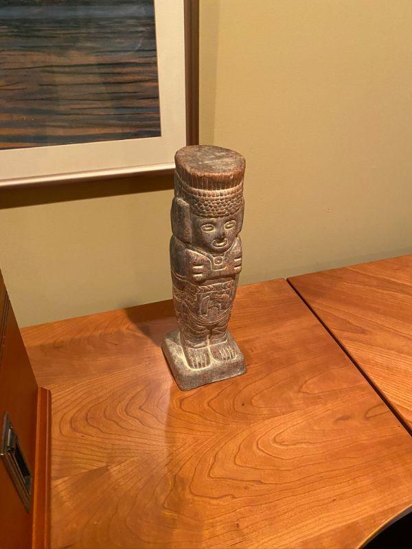 Small Totem | EstateSales.org