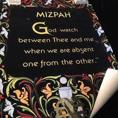 Lot 191 - Desk & Office Doodads | EstateSales.org