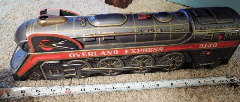 Overland Express Vintage TIN TRAIN ENGINE | EstateSales.org