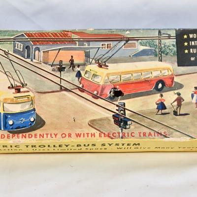 Lot 268: Vintage Aristo-Craft HO Scale Trolley Bus System | EstateSales.org