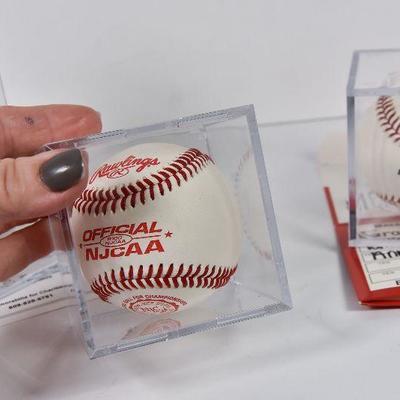 Lot 320: Lot of Collectible Baseballs | EstateSales.org