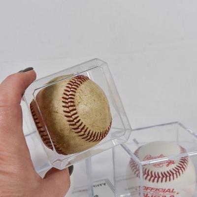 Lot 320: Lot of Collectible Baseballs | EstateSales.org