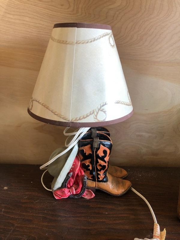 Cowboy lamp - small | EstateSales.org