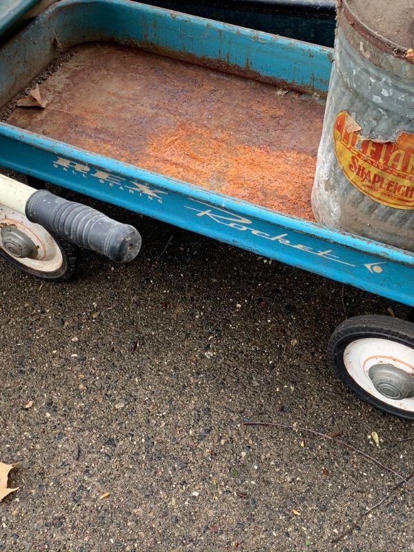 Rex Rocket vintage wagon | EstateSales.org