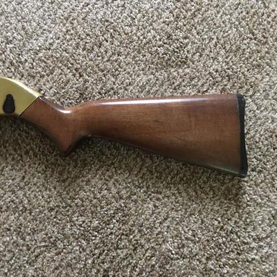 Lot 224 - Crosman 761XL BB Gun | EstateSales.org