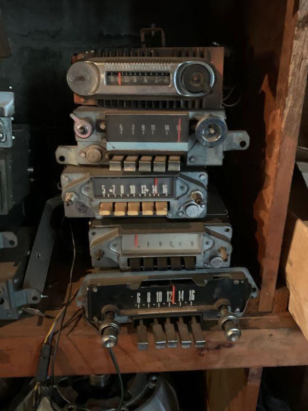 Vintage car radios | EstateSales.org