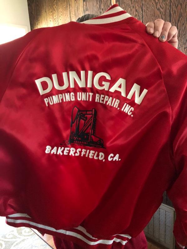 Vintage men’s oil field jacket Bakersfield | EstateSales.org