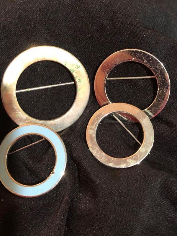 Circle Pins in Blue, Gold and Silver Enamel | EstateSales.org