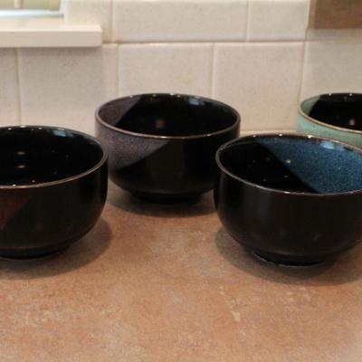 (4) Matching Colorful Design Ceramic Bowls | EstateSales.org