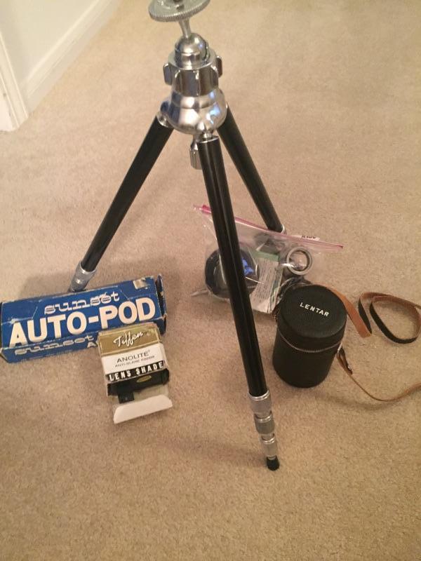 Tri pod camera system - | EstateSales.org