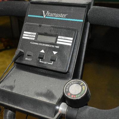 Lot 121: Vitamaster | EstateSales.org