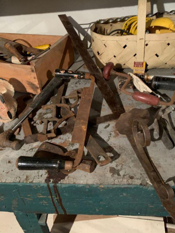Vintage tool lot | EstateSales.org
