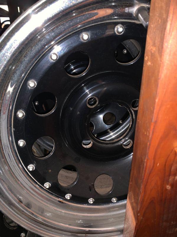 American racing "Vectors" wheels | EstateSales.org