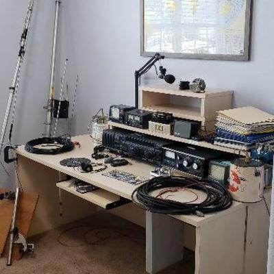 Complete Ham Radio Lot - See Description for itemization of items ...