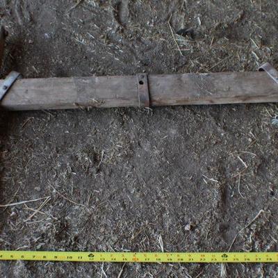 Lot #169: Antique/Vintage Wooden Horse Double Tree | EstateSales.org