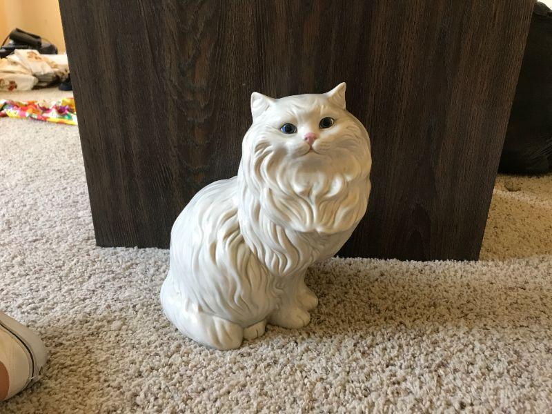 Ceramic Statue Life sized Persian White Cat with Blue Eyes EstateSales