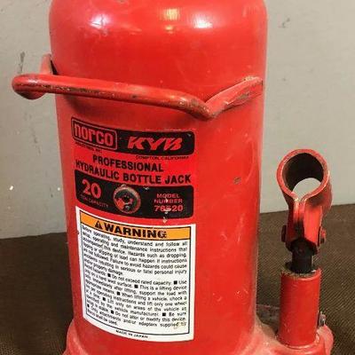 #214 NORCO 20 ton Bottle Jack | EstateSales.org