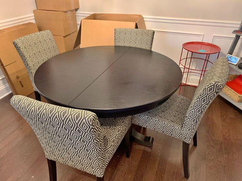 Crate & Barrel Table w/Leaf | EstateSales.org