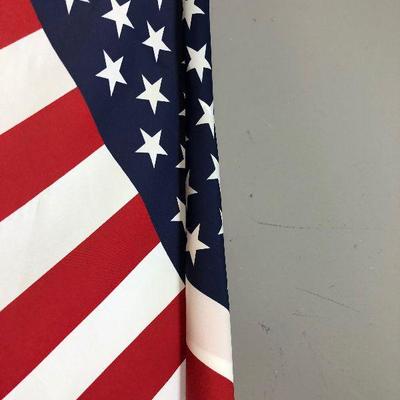 #298 US American Flags -(2) | EstateSales.org