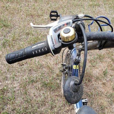 Lot 179: Burley Recumbent Bike Django | EstateSales.org