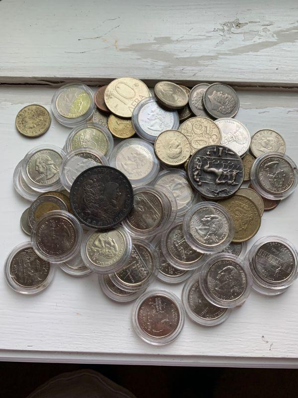 Mixed coin lot | EstateSales.org